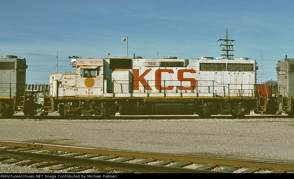 KCS GP40 764